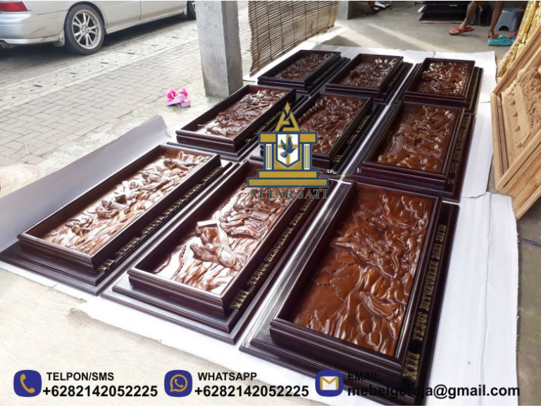 Relief Jalan Salib, Ukiran Kayu Jalan Salib, 14 Relief Ukir Kayu Jalan ...