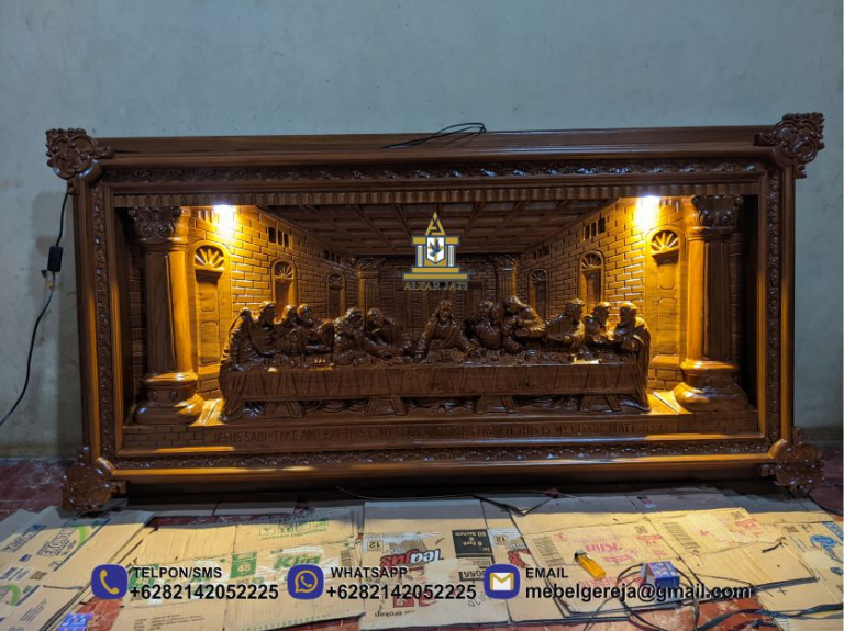 Relief Perjamuan Kudus Bingkai Ukiran, Ukiran Perjamuan Kudus